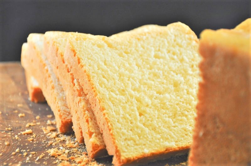 Toastbrød - Opskrift nem og lækker fra - Maduniverset.dk