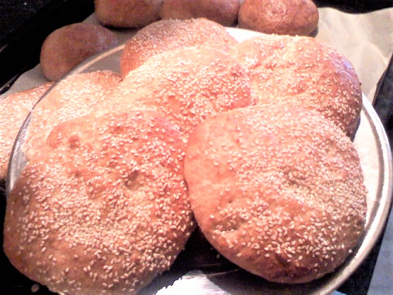 Burger boller - sunde - Opskrift på Burger boller - sunde - Maduniverset.dk
